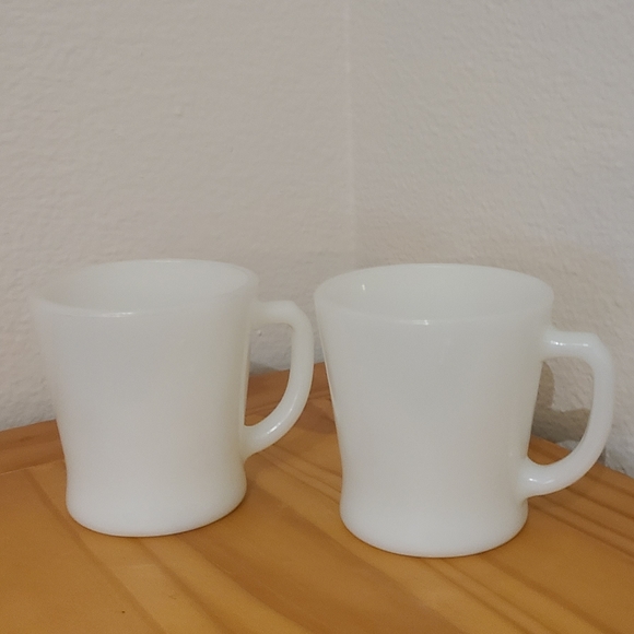 Dining | Vintage Milk Glass Coffee Mugs Oven Proof Made In Usa | Poshmark